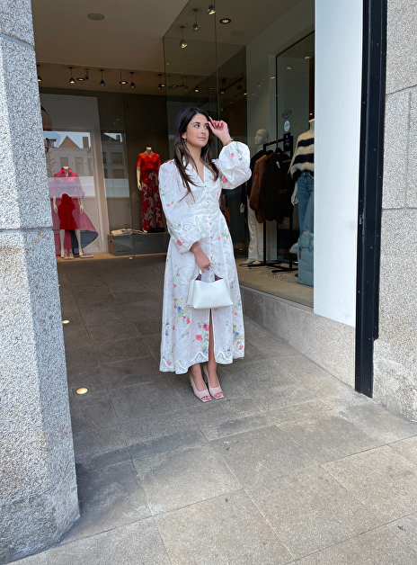 Lucky lace plunge midi dress | DELSCHER. Fashion